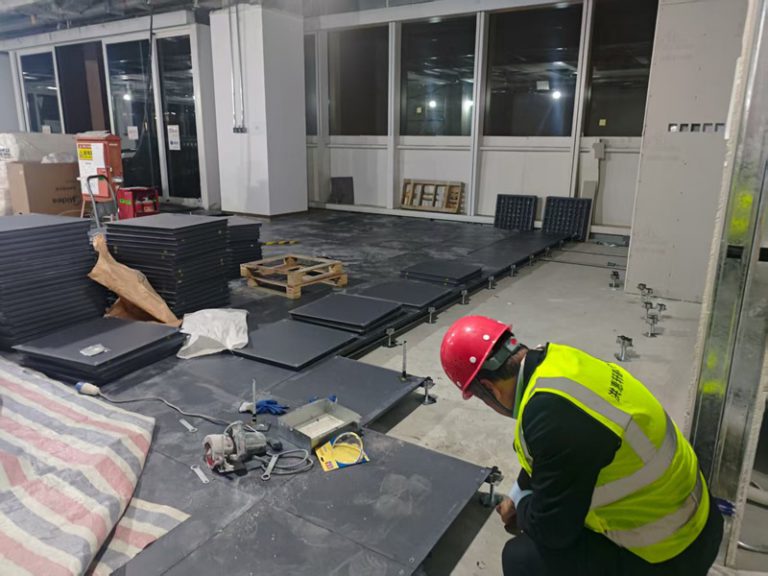 Field Test at Shanghai BMW R&D Center: OA600 All - Steel Raised Access ...