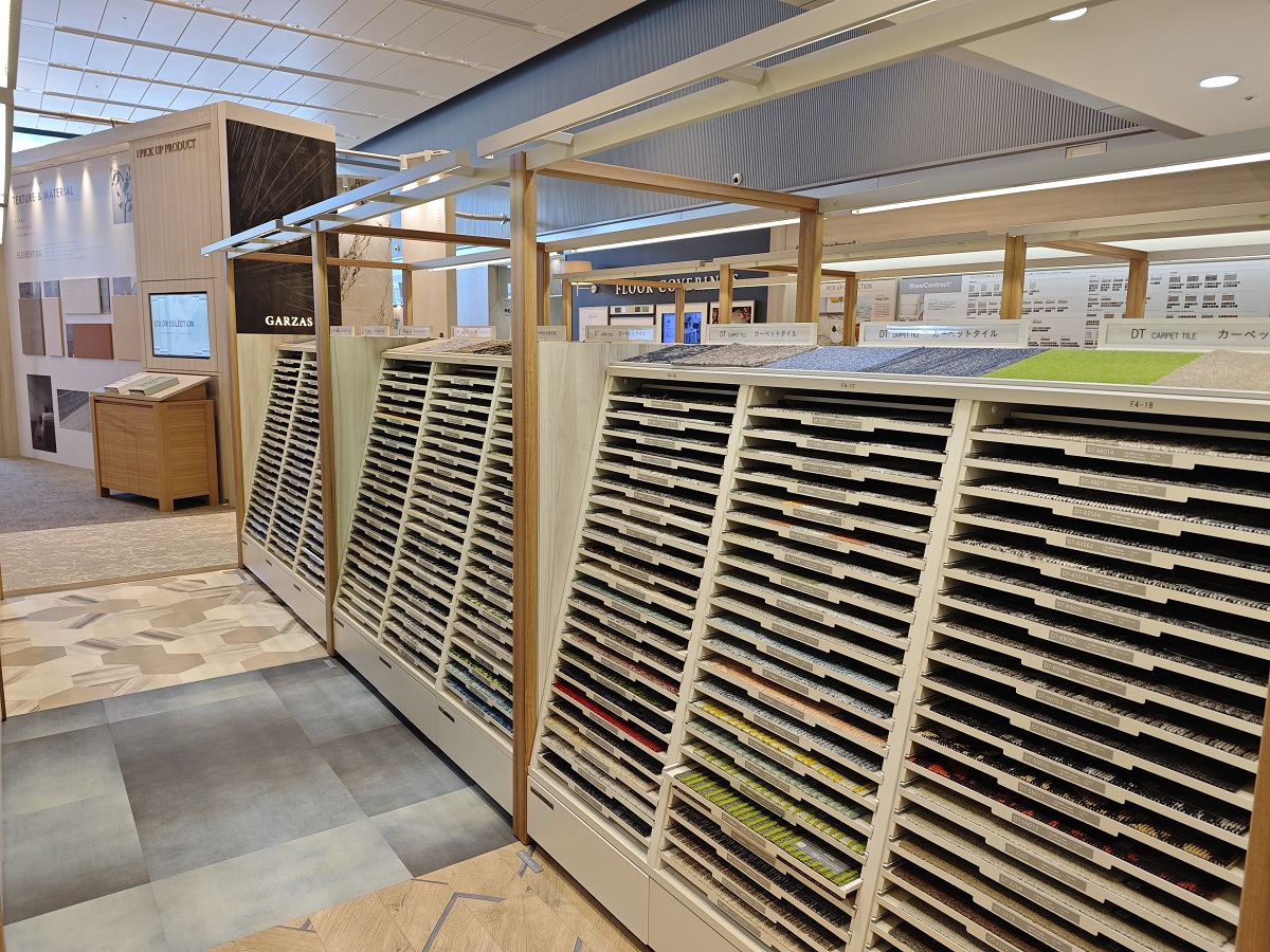 HUIYA Raised Access Floor × Sangetsu Premium Carpet | China–Japan Cross ...